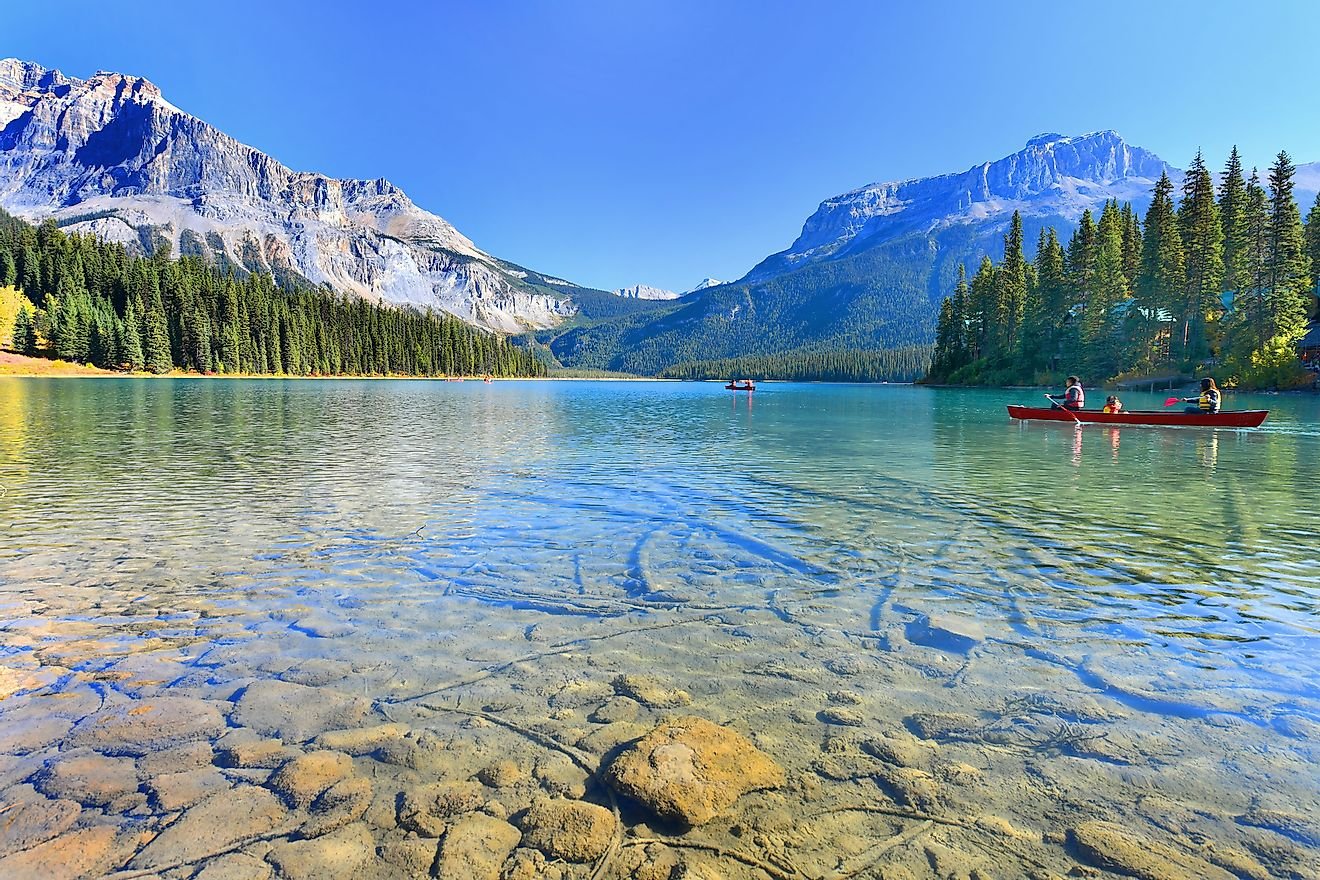 Top 10 Most Beautiful Lakes in Canada That You Must Visit